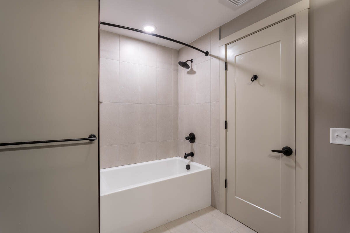 138 Allen - Ellicott Development